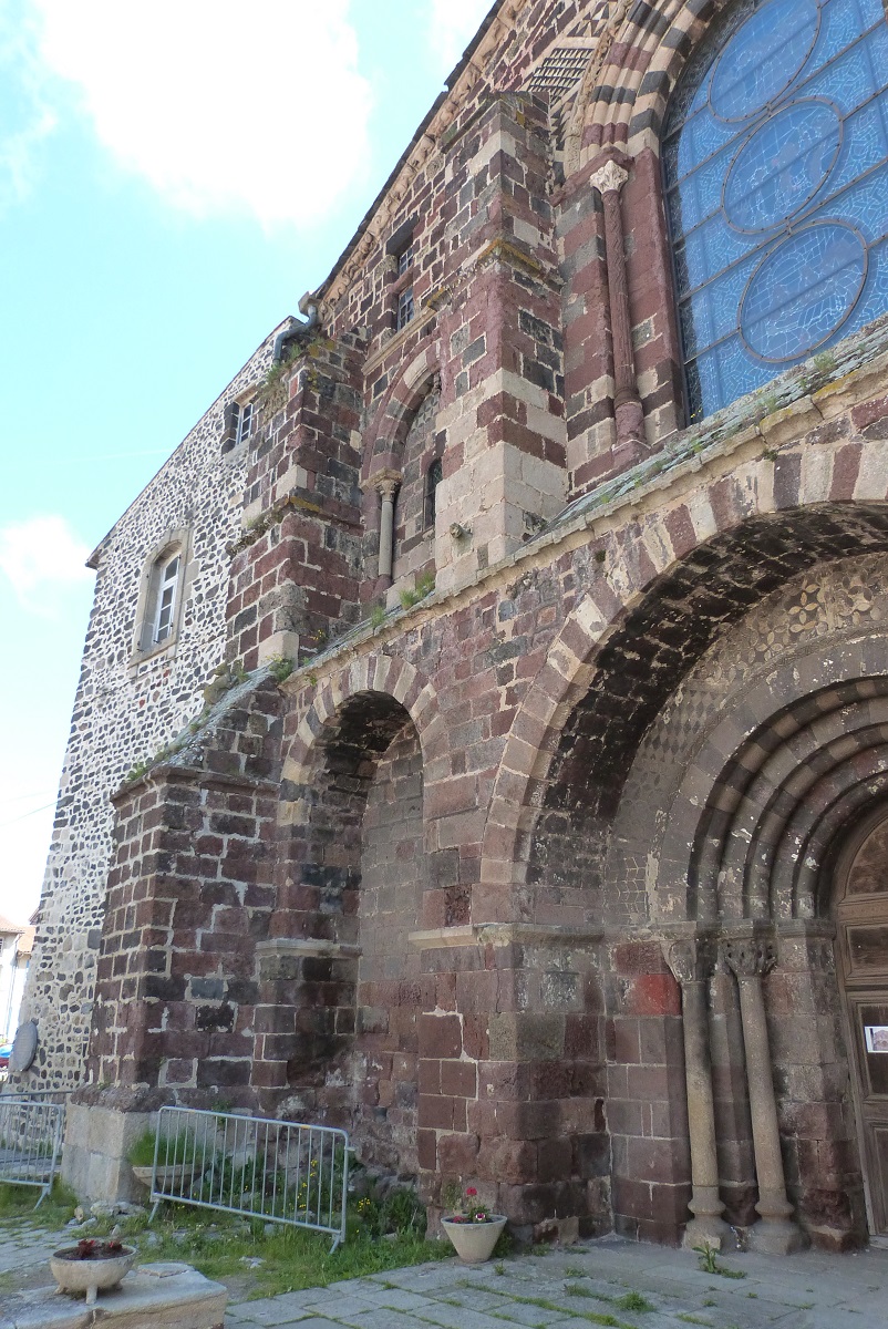 Façade occidentale - contrefort (2) - Jean-Marie Borghino