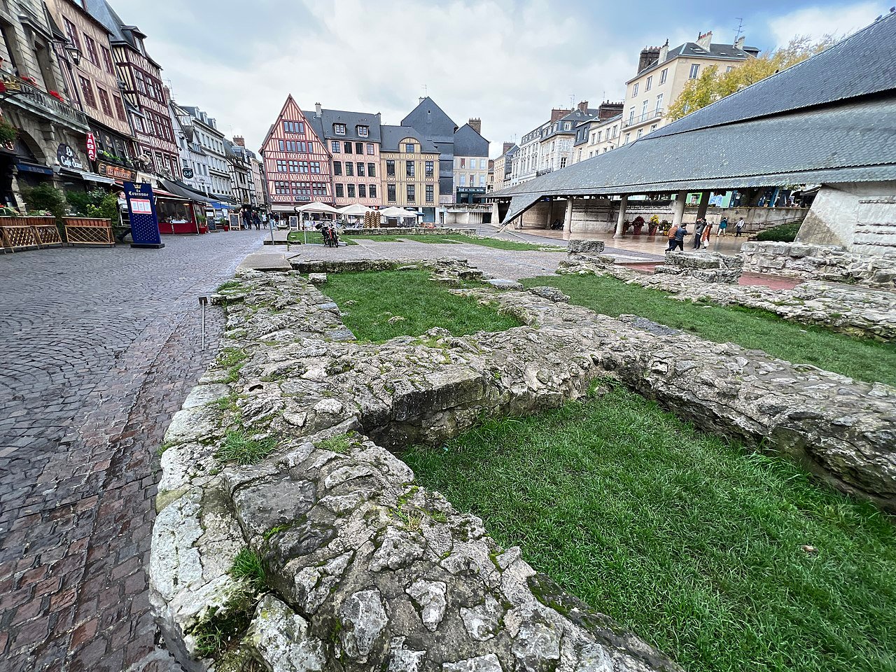 Place du vieux marché à Rouen - Jean-Marie Borghino