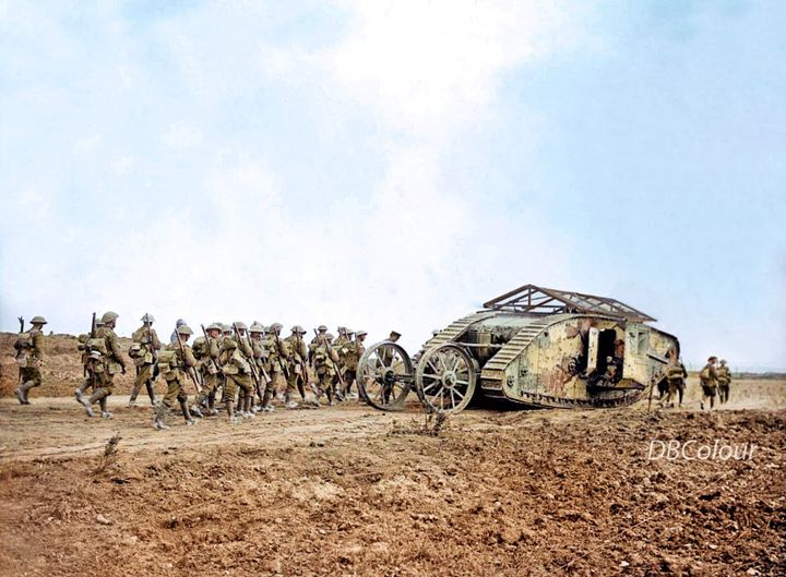 Bataille de Flers-Courcelette. Compagnie ′′ C ′′ Mark I - Jean-Marie ...